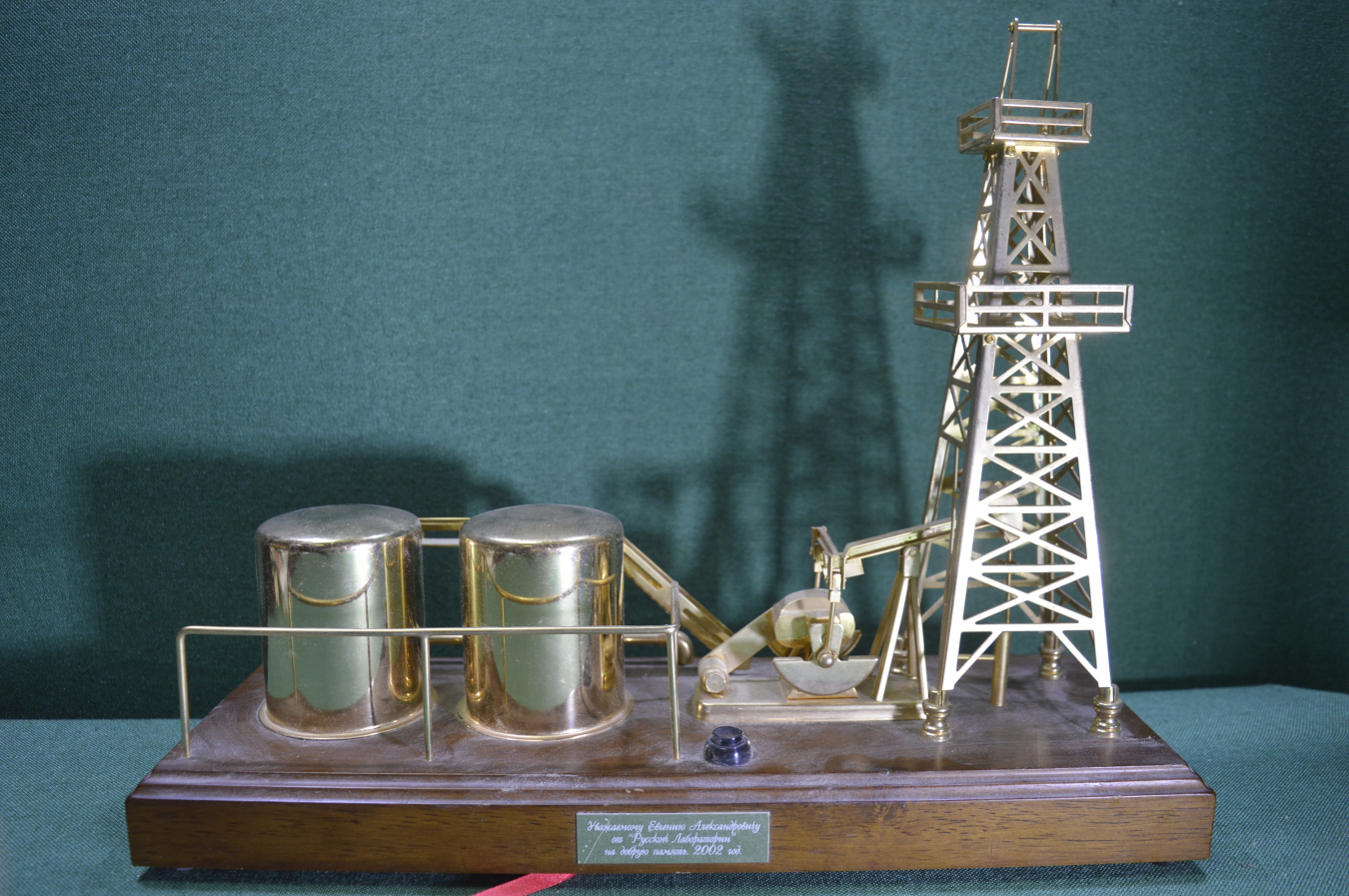 Купить Настольный сувенир, музыкальный механизм "Нефтяная вышка ...