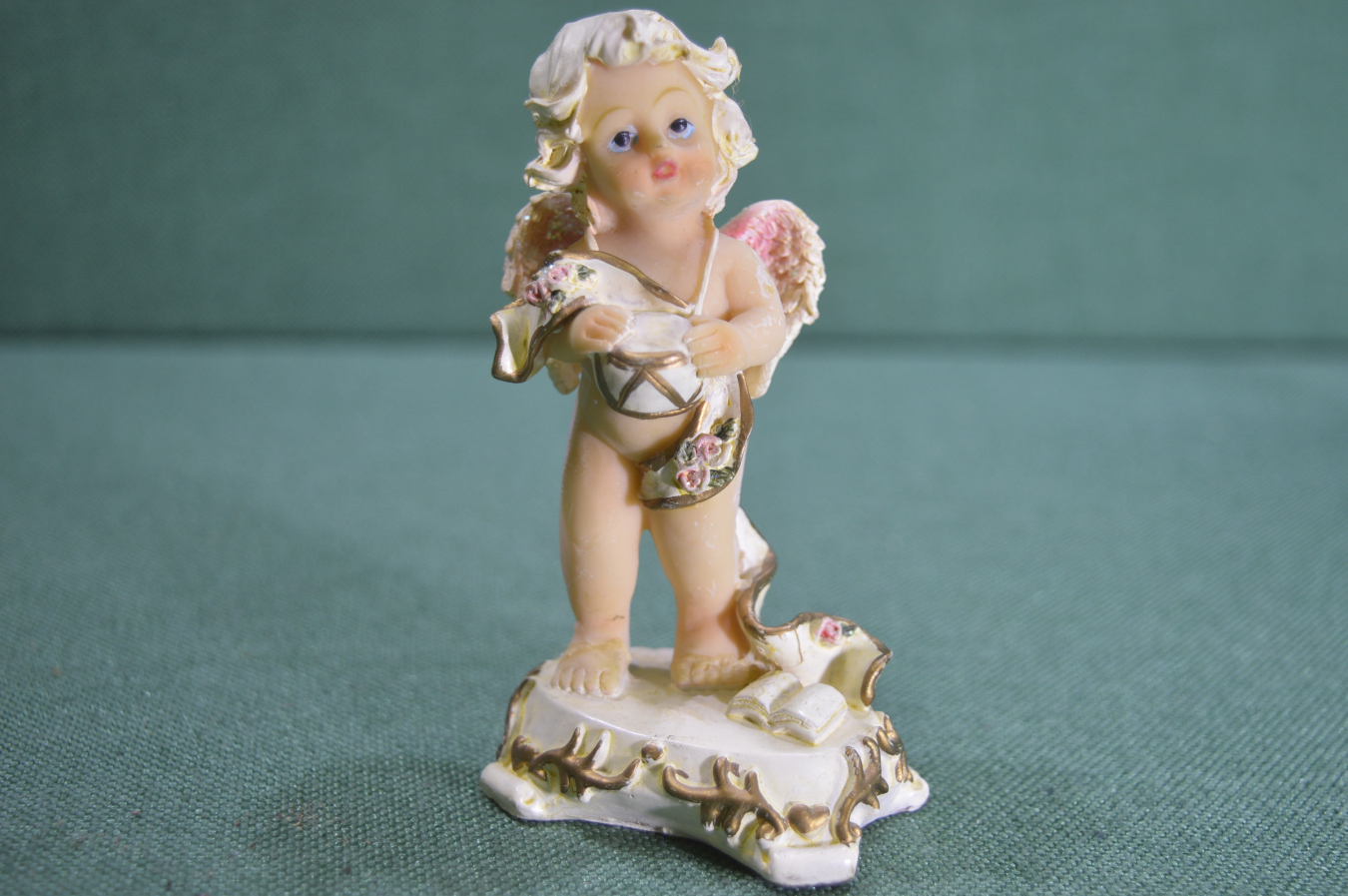 Купить Фигурка статуэтка Ангелок с барабаном Пластик Европа в интернет аукционе Habartorg