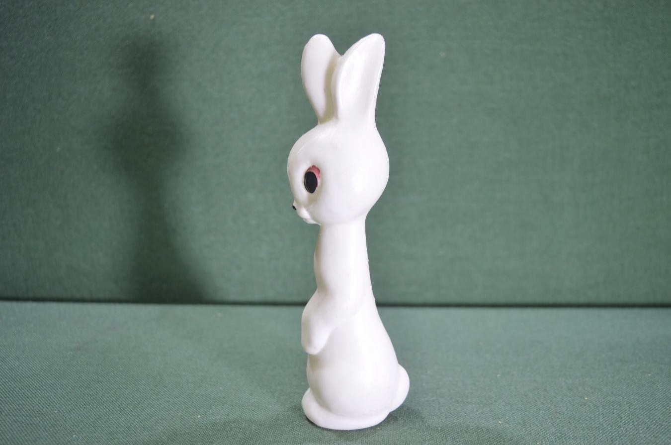 Купить Игрушка пластмассовая Заяц зайчик беляк Клеймо ОХК Охтален 26 коп Пластмасса СССР