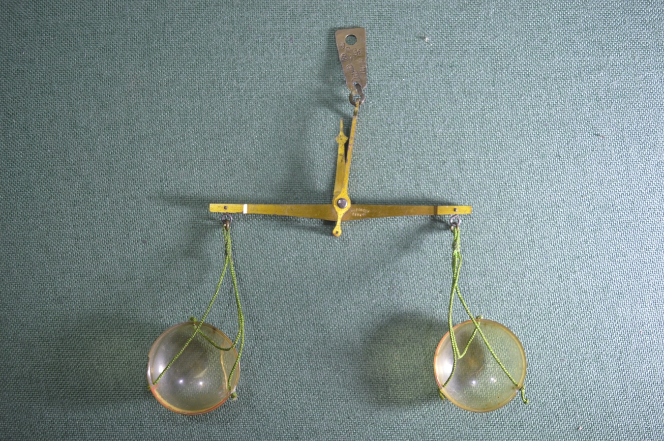 Купить Весы старинные аптекарские, ювелирные. Weight Scales Von Poncet ...