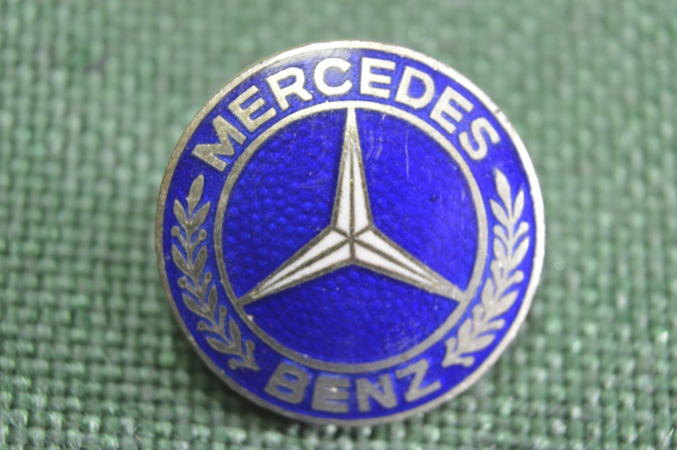 Купить Знак значок "Мерседес mercedes Nurnberg". Тяжелый металл ...