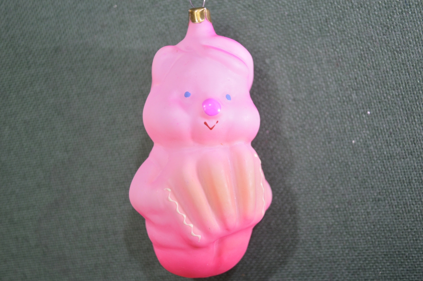 Купить Елочная новогодняя игрушка из набора Цирк Поросенок Стекло подвес МПО Иней СССР в