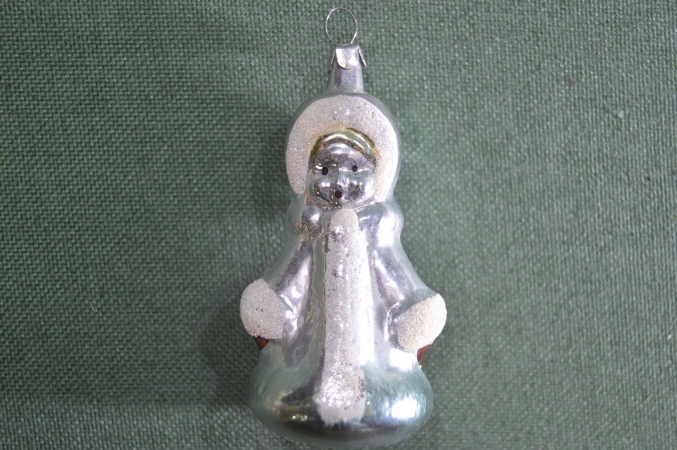 Купить Елочная игрушка "Снегурочка, девочка в шубке". Серебристая ...