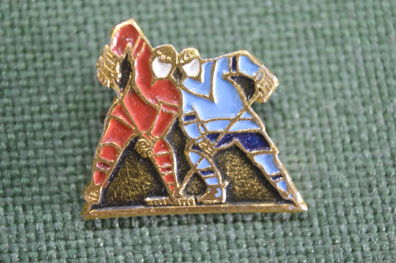Купить Знак, значок "Хоккеисты, хоккей". МЗТМ. Спорт. в интернет ...