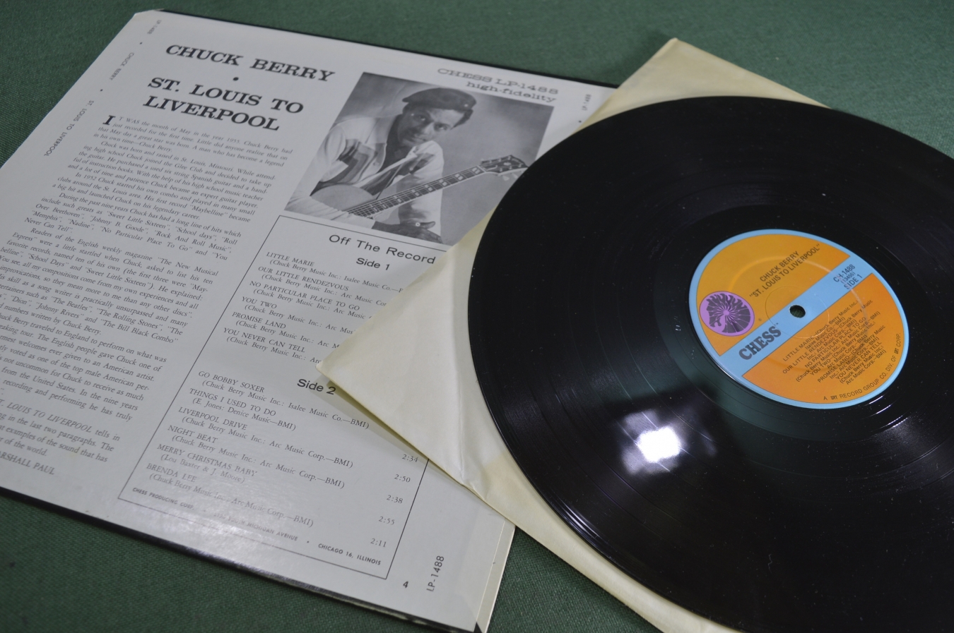 Купить Пластинка виниловая "Chuck Berry. St. Louis To Liverpool". Чак ...