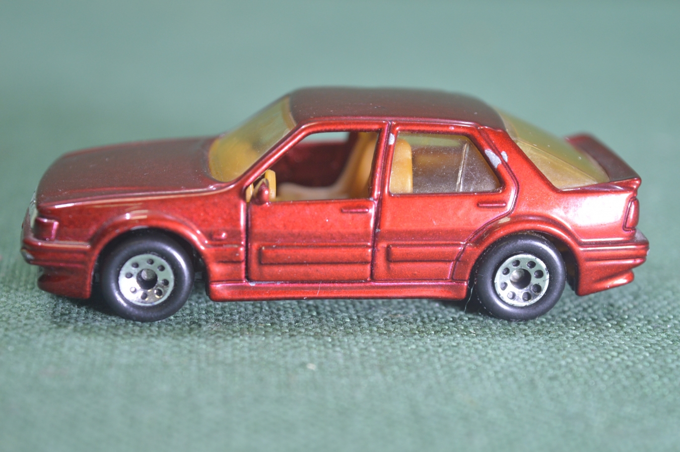 Купить Игрушка машинка модель "Matchbox Saab 9000 Turbo". Macau. 1987 ...