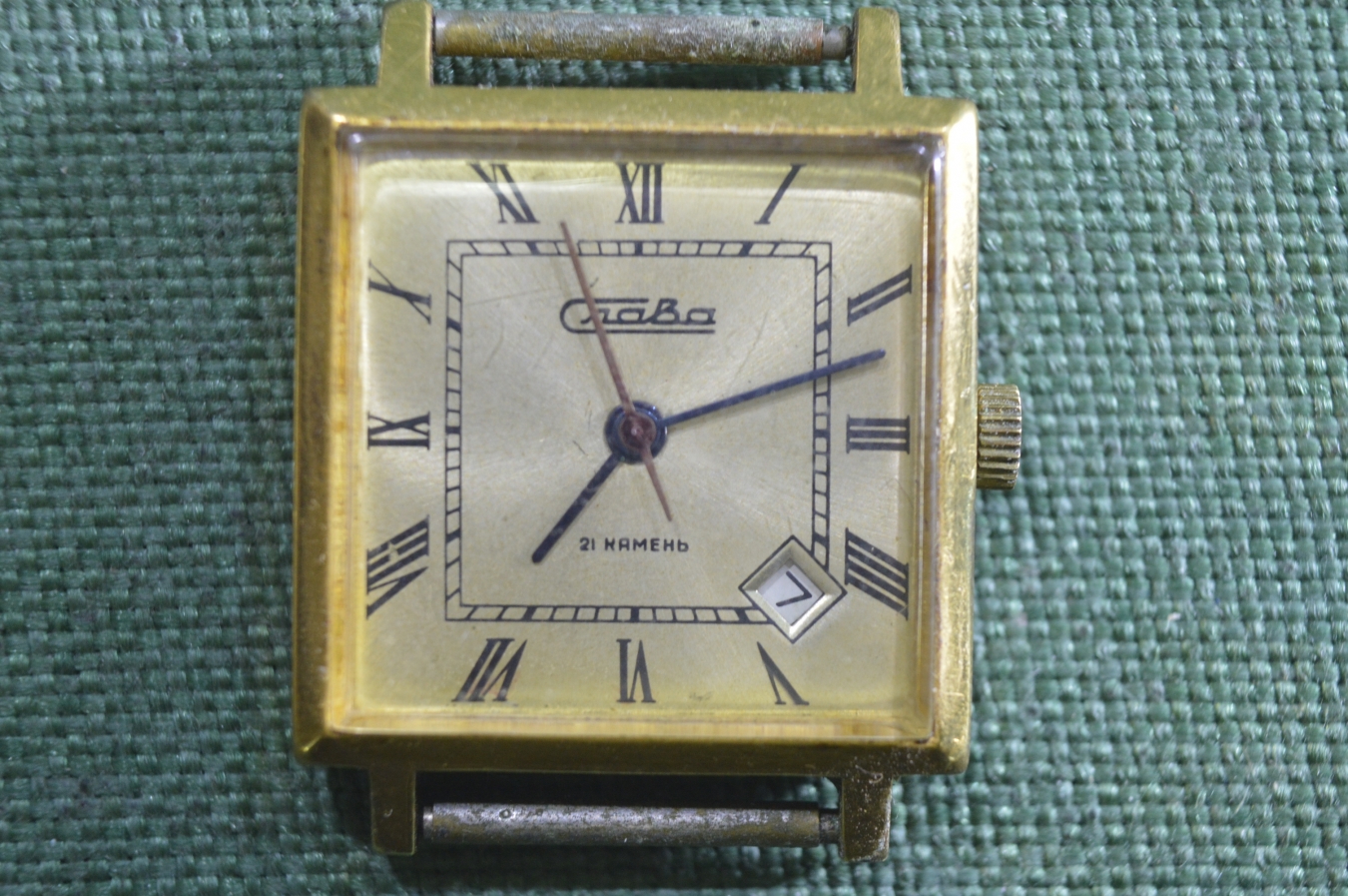 Купить Часы наручные "Слава". 21 камень, механика. Календарь. На ходу ...