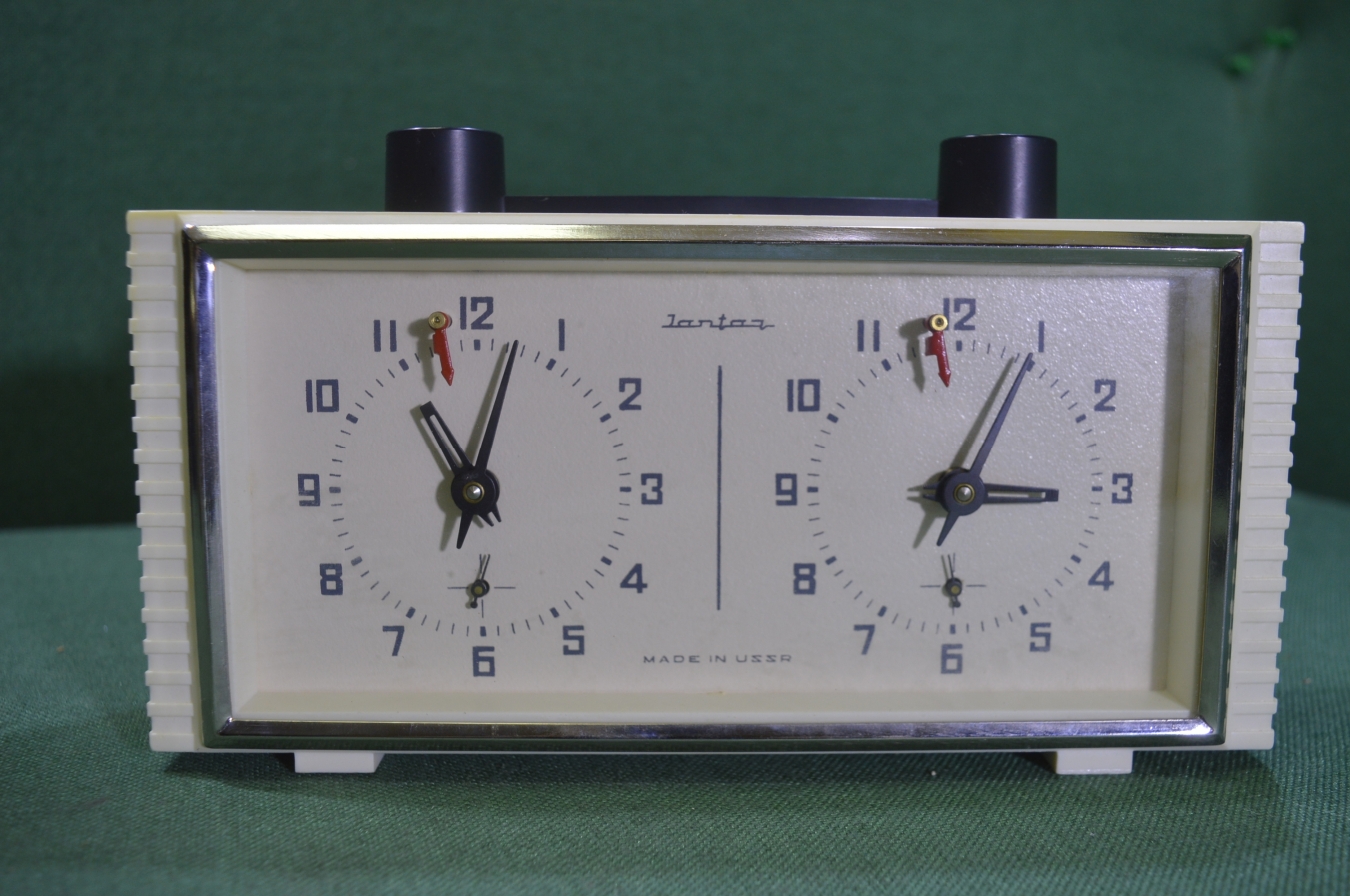 Купить Часы шахматные Янтарь Jantar Экспортные Шахматы СССР в интернет аукционе Habartorg