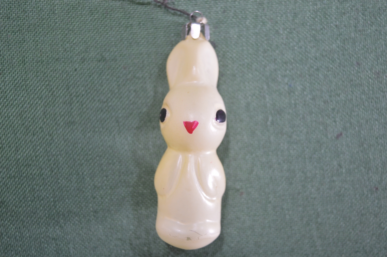 Купить Елочная игрушка стеклянная Заяц зайчик белый Стекло подвес в интернет аукционе