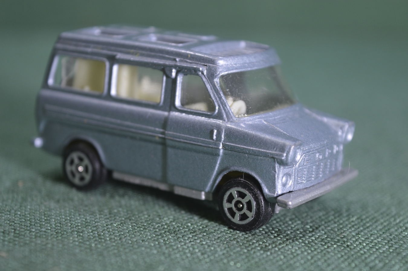 Купить Машинка, автомобиль "Ford Transit Caravan". Модель. Martin ...